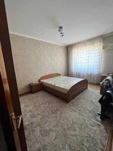 Продаётся квартира 3/4/4 130м2  Ул.Нукуская ор-р быв. Бутик Glamour