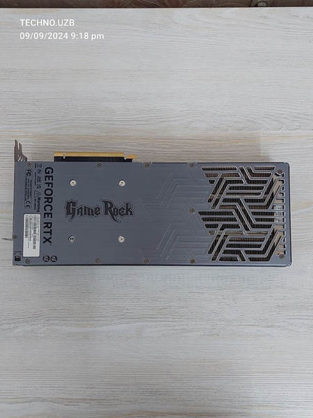 Продам Видеокарту RTX4090 24Gb Gamerock