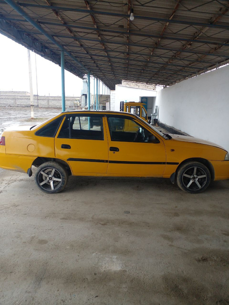 2010 yil Nexia 2