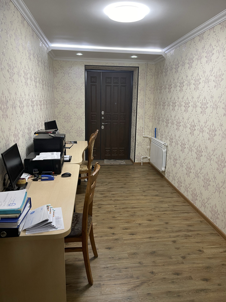 Срочно на Ц 1, 70 кв. По низкой цене.