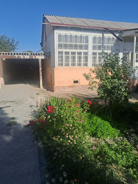 Уй сотилади 3 сотих ховли 25 $