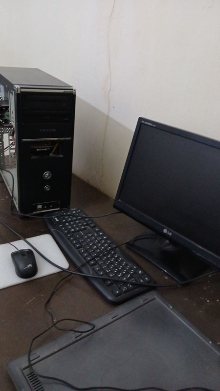Компьютер PENTIUM 4 в комплекте  отличном состоянии, просто ненужен