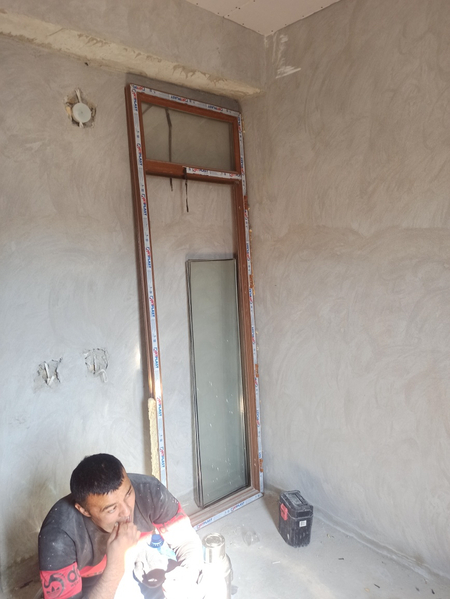 Eshik va balkon uchun rushoʻtka sotiladi,