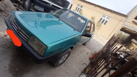 Lada samara 99. Sotiladi. Yili 1999 yil.