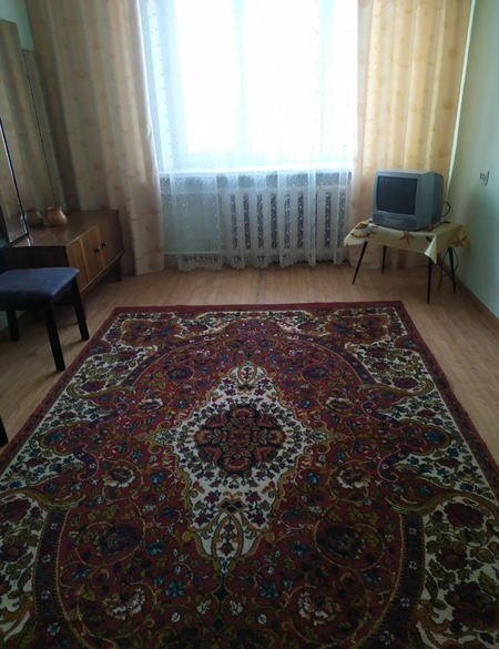1/4/4чиланзар 2 продаётся