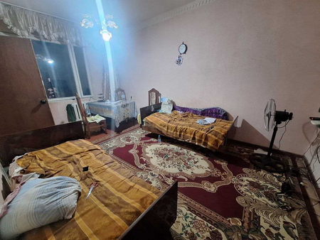 Продается 2*3/4/4 квартира на Массиве куйлюк-2, рядом 31-школы,  без р