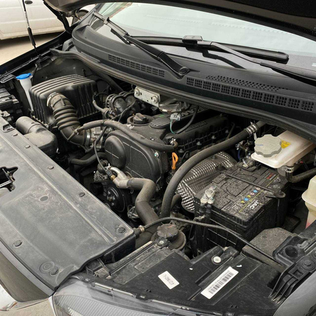 Jac M4 10+1 o'rindiqli
