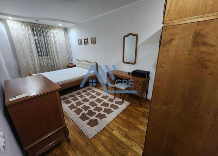Ц-1 м-в Буйук Ипак Йули ул.Яхья Гулямов кафе Бибигон 80м², 3\2\4