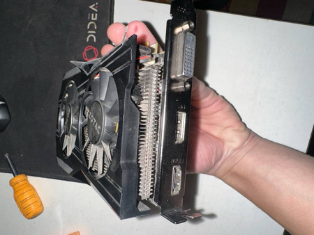 Видеокарта Zotac 1050ti