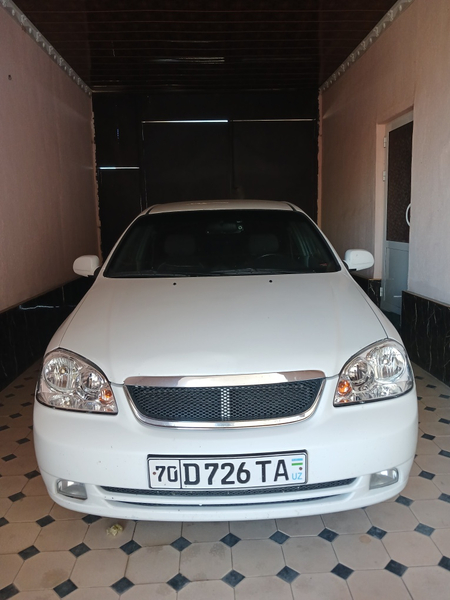 Lasetti 1.8 2012
