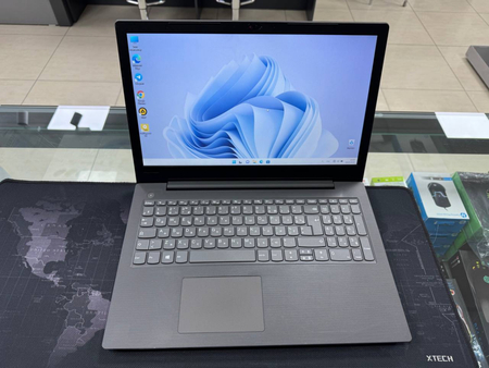 Lenovo sotiladi Celeron Hard-500GB Ozu-4GB sastayana zor holatda
