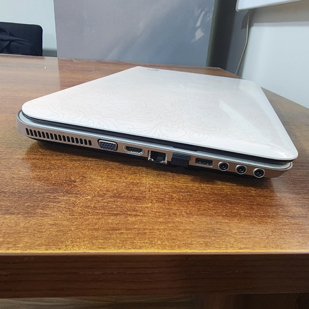 Ноутбук HP i3 (Куплено в Юж.Корее)