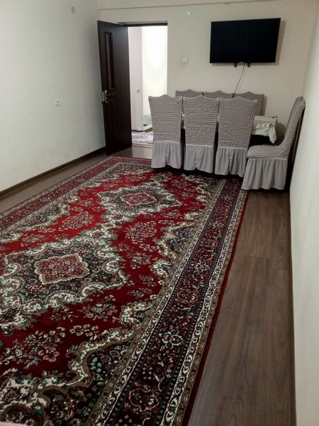 Sergeli Yangi xayot  tumanida 3-xona 2-etaj 9-etajlik domda uy sotilad