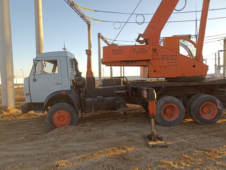 Avtokran Kamaz 25 tonnalik