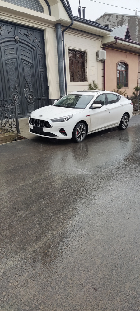Jac J7 sotiladi srochno