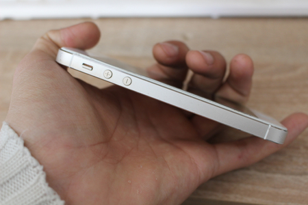 Iphone 5s 16gb Экранда дағы бар азырақ