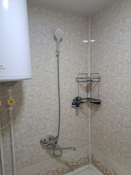 Квартира заходит живи
