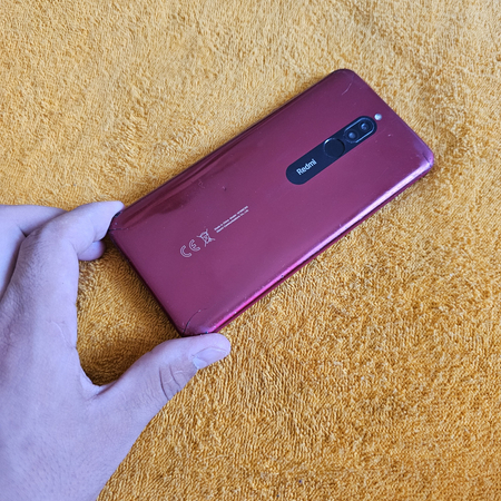 Redmi 8 sotiladi