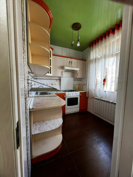 Чилонзор-14 2/2/4. 50м2 Срочно Продам квартиру срочно