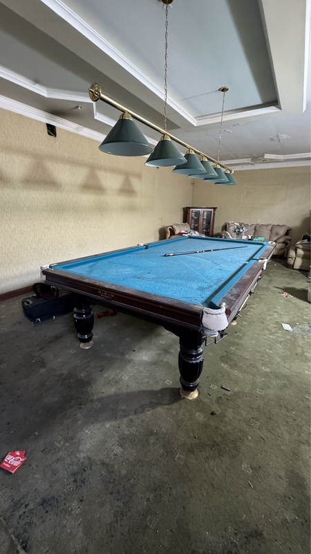 Продаётся бильярдный стол