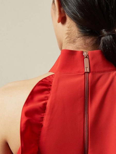 Красное платье Ted Baker