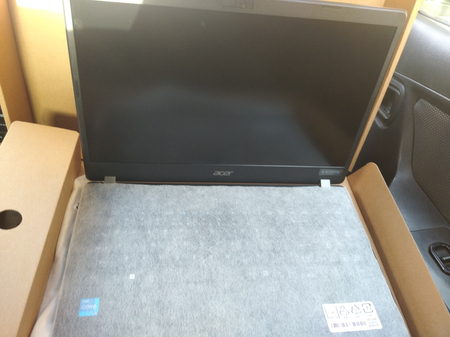 Core I 5 noutbugi .holati yangi