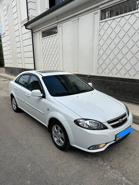 Продается Chevrolet Gentra A/T