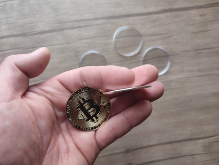 Bitcoin tangalari
