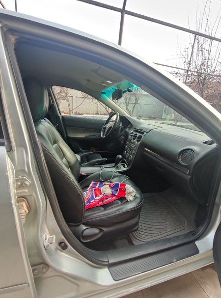 Mazda 6 gg 2004 в хорошем состоянии