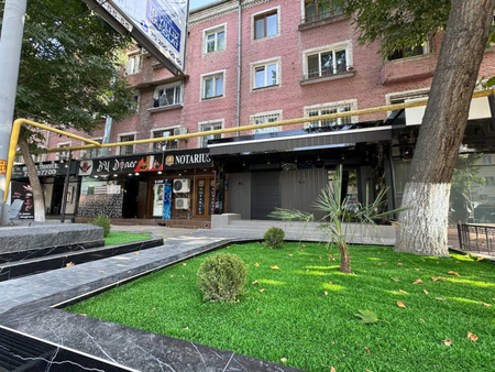 Продается Офис не жилое помещение 1 линия 90м2 Яккасарай
