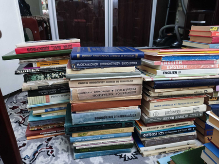 Продаются книги 1кг-15000сум