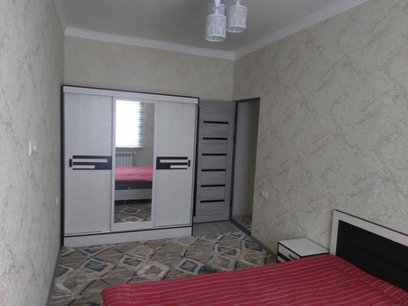 Сдается 3 х комнатная Кадышева. Рядом Метро