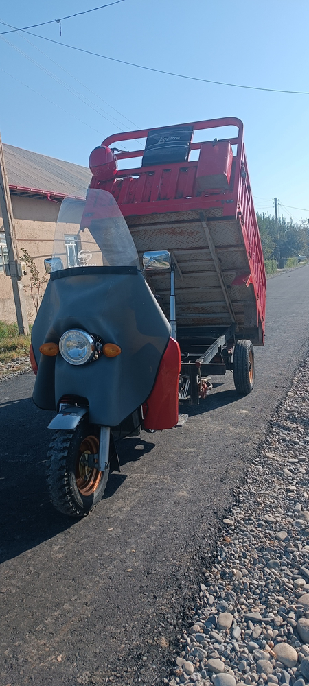 Lochin moto 200  sotiladi