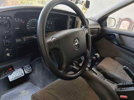 Opel Omega sotiladi
