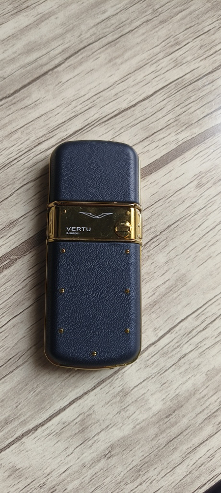 Vertu идеальном состоянии