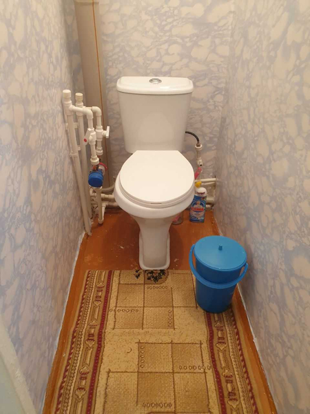 Продается своя квартира 2/4/4 в Алмалыке