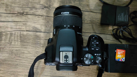 Canon 250 d Sotiladi YANGI