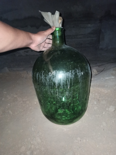Винные бутыля 20л