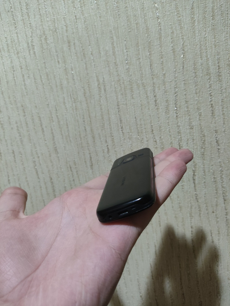 Nokia 6700 zor holatda