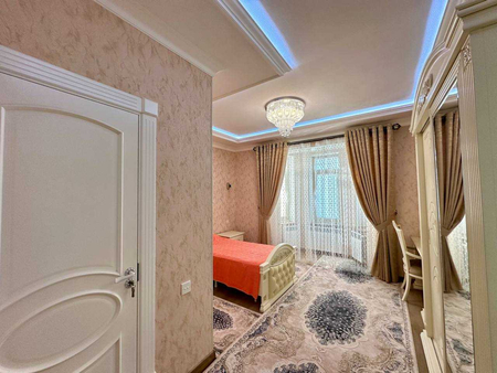 Шикарный 3х этажный дом 11 комнат, 3,5 соток, Согдиана