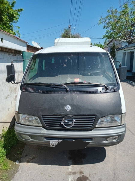 Daewoo Istana 13 мест