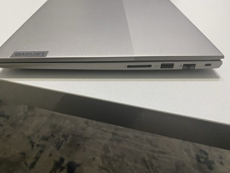 Lenovo core i3 11 avlod 8/256 gb xotira xolati ideal 2 oy ishlatilgan