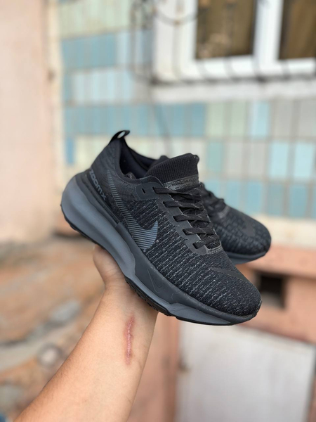 Nike zoom x     .