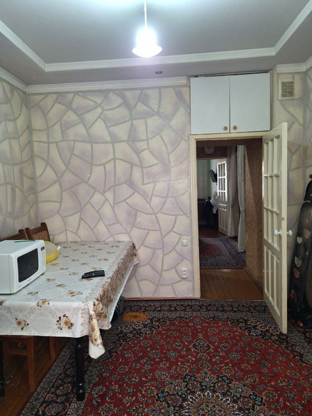 Срочно продам каартиру сергели 7 3/1/9 2х6 балк огород подвал 76000&