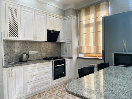 ID 17 Сдаётся новая квартира в Ж/К Parkent Village. Golden House.