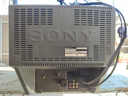 Продается телевизор SONY Trinitron 52 диагональ