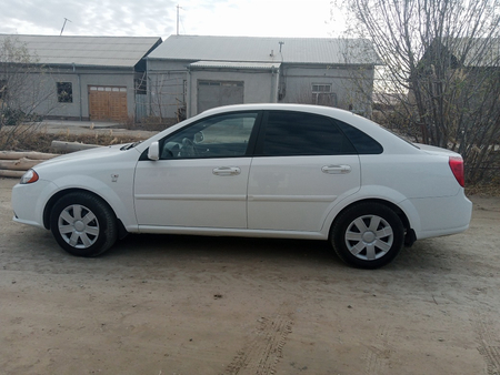 Lasetti gentra 2 роз.