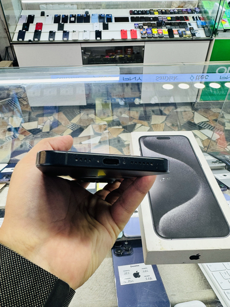 iPhone 15 Pro Max 256 gb black