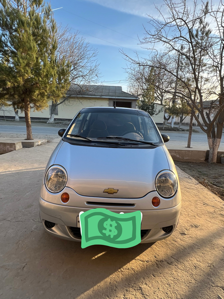 Matiz 2010/ Metalika/ toza kraska…………………