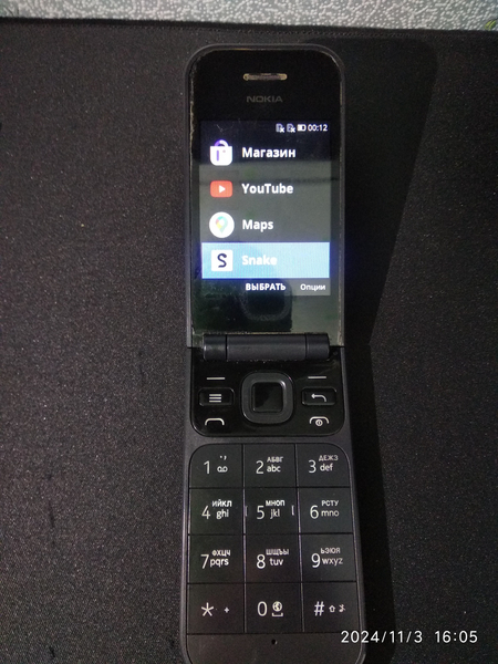Продам свой телефон Nokia 2720 flip 4g оригинал